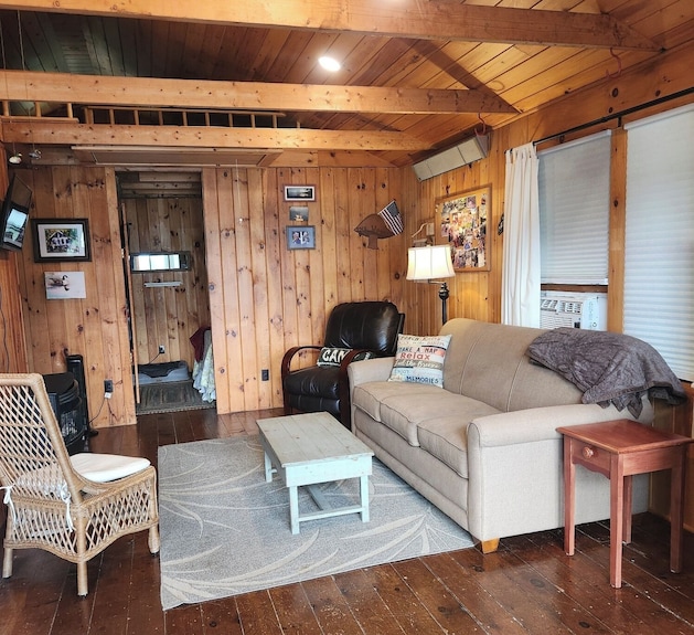 Charming 2-bedroom Lakefront Camp On Webber Pond - 시드니