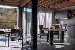 Villa | Restaurantes