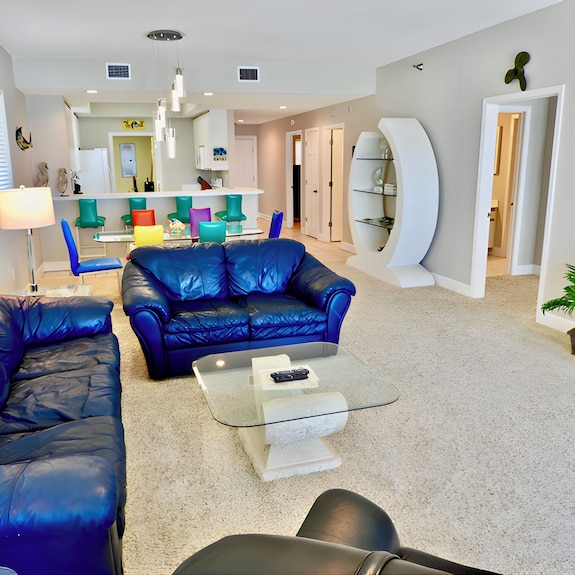 Sum Beaches Paradise Gulf Front Condo End Unit 612 At Navarre Beach Regency - Navarre Beach, FL
