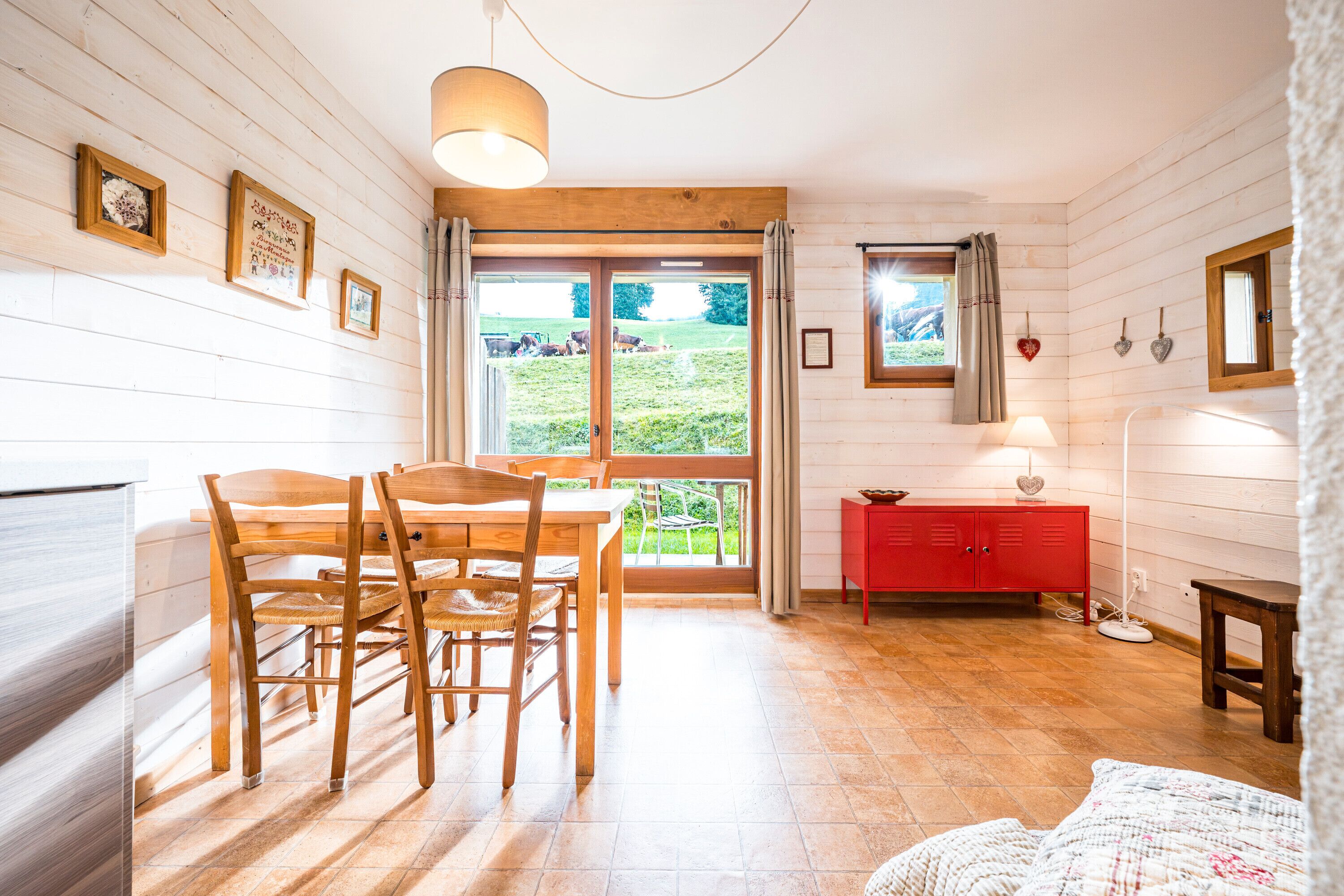 Studio Apartment '3 - Le Rodhodendron' With Mountain View, Shared Garden And Wi-fi - Notre-Dame-de-Bellecombe