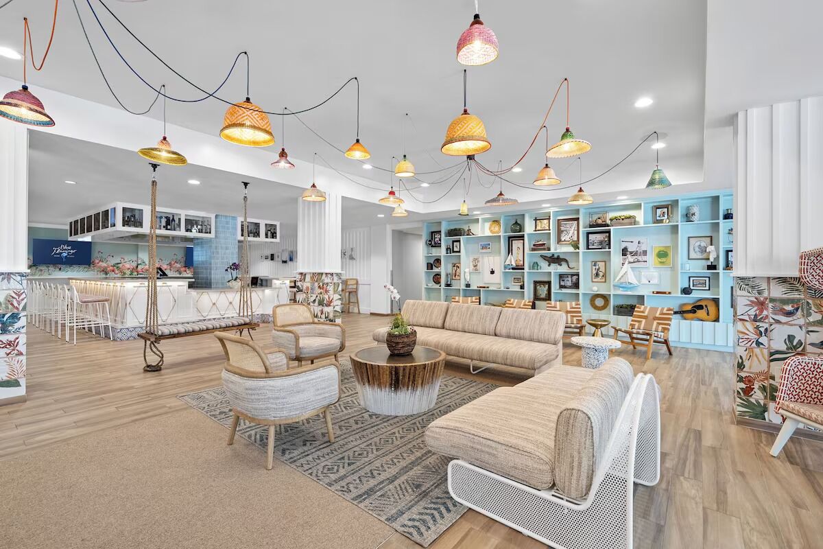 Tropical Playground | Relaxed Key West Stay W/ Pool, Karaoke Nights & Tiki Bar - Stock Island, FL