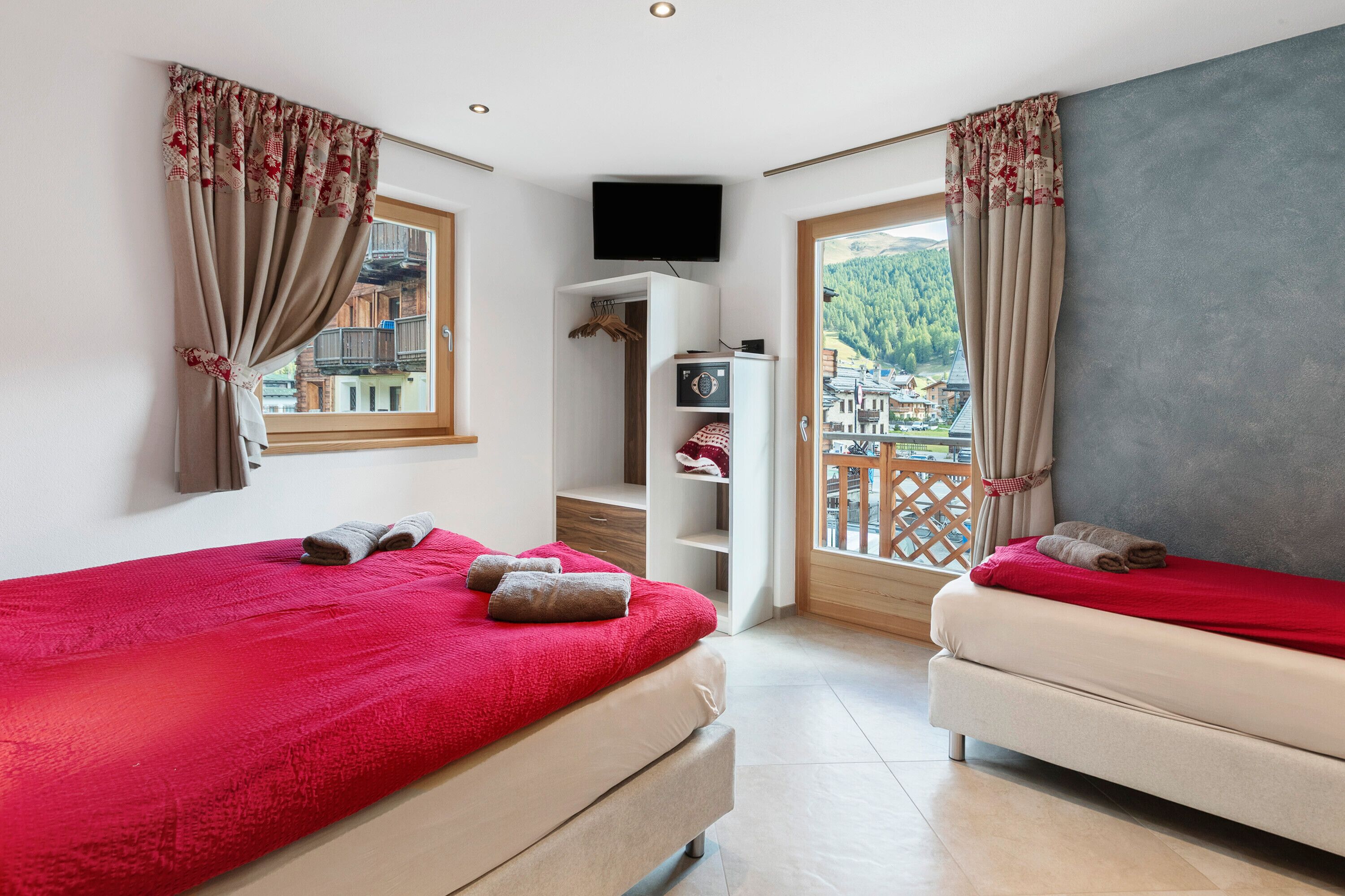 Appartamento 'Bait Dal Pa Livigno' Con Vista Montagna, Terrazza Privata E Wi-fi - Livigno