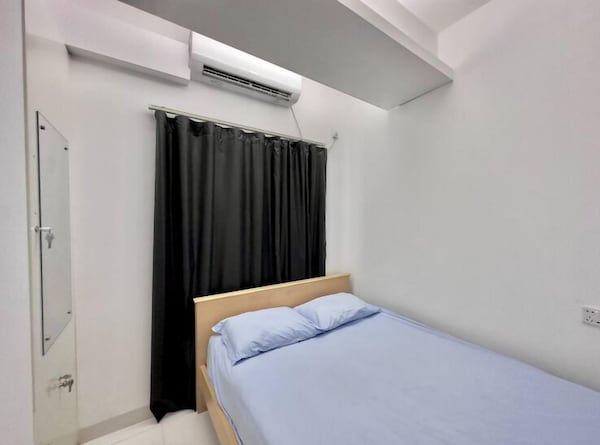 500sqft 7 Luxury Apartment For 4 People - Dhaka