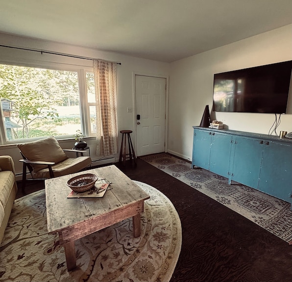 Chic Dunes Cottage W/ Hot Tub Near Warren Dunes / Lake Mi! - Michigan