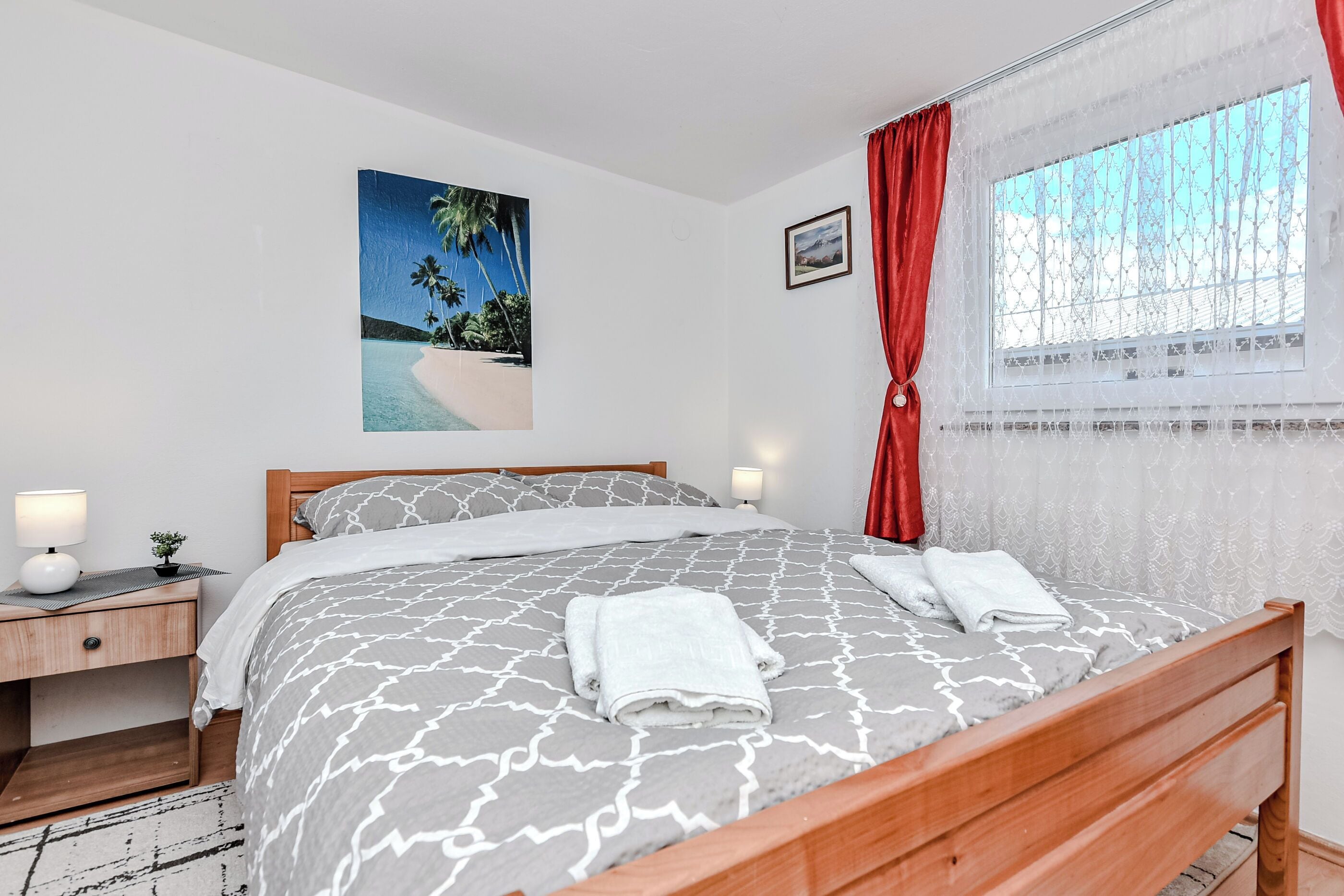 Apartments Ladika (119341-a2) - Slatina - Island Vir - Privlaka