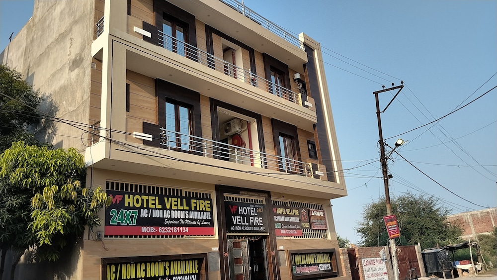 Hotel Vellfire - Lucknow