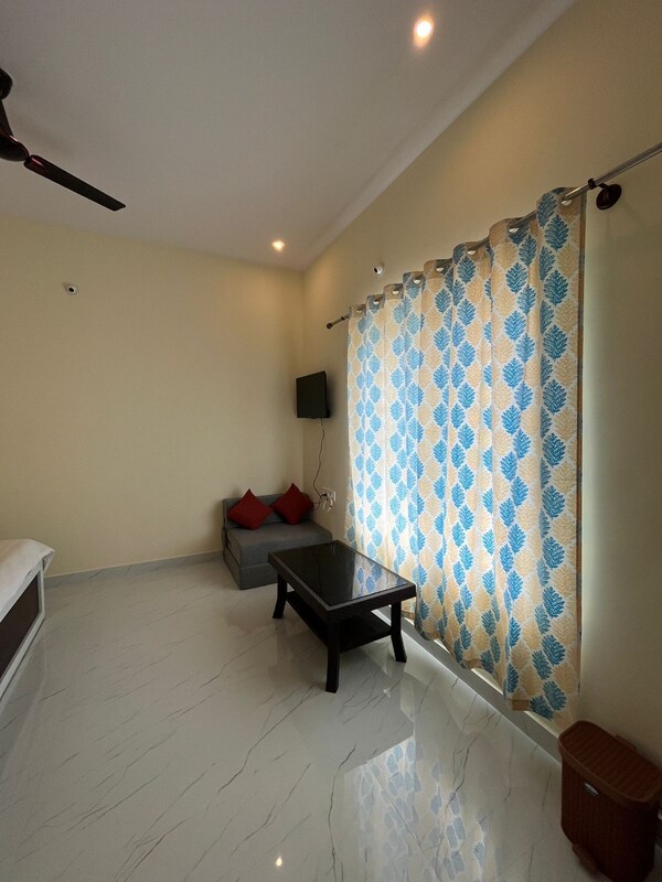 斯里兰姆宾馆 - 吉格默格盧爾