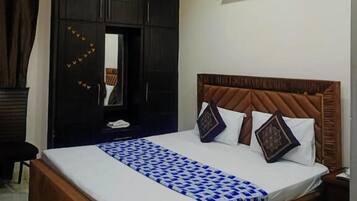 Quarto Duplo Deluxe | Quartos insonorizados, ferro/tábua de engomar, Wi-fi grátis