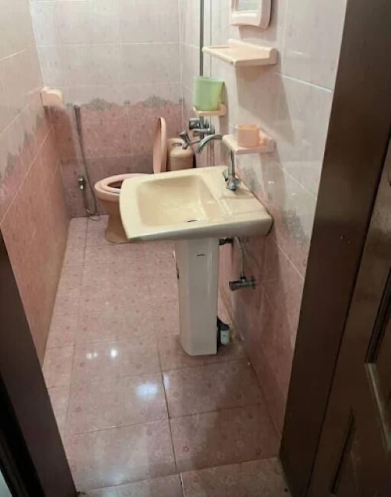 Mulberry Inn Guest House Karachi - Karachi