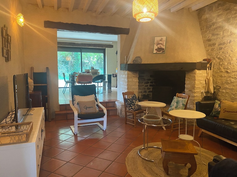 5 Bedroom Villa In Montcuq En Quercy - Lot