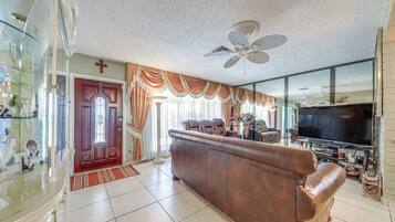 Casa (3 Bedrooms) | Interior