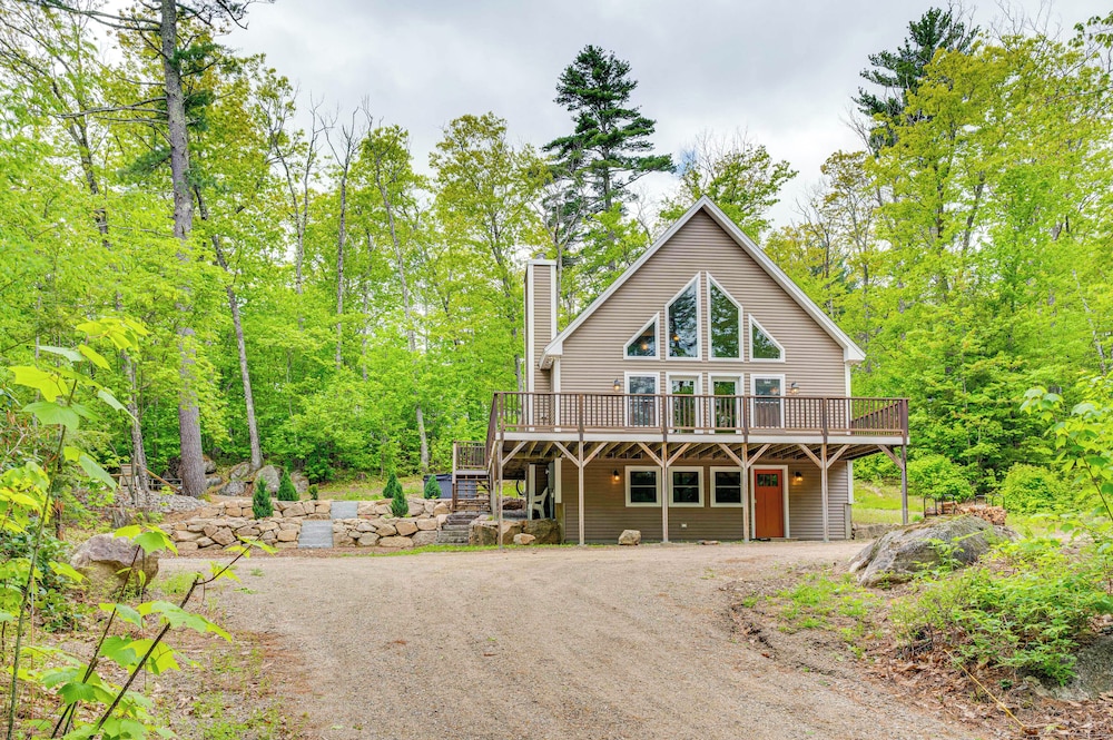 Ski, Hike & Fish: Cabin W/ Hot Tub In Conway - North Conway, NH