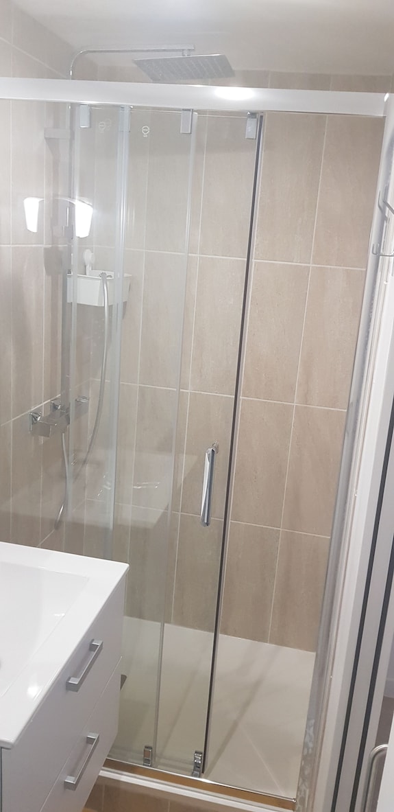 La Chambre Du Voyageur - Var