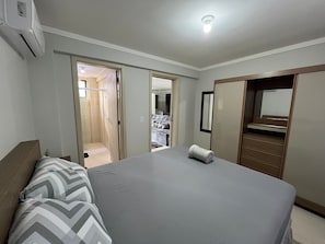 Apartamento básico | 2 quartos, Wi-Fi de cortesia, roupa de cama