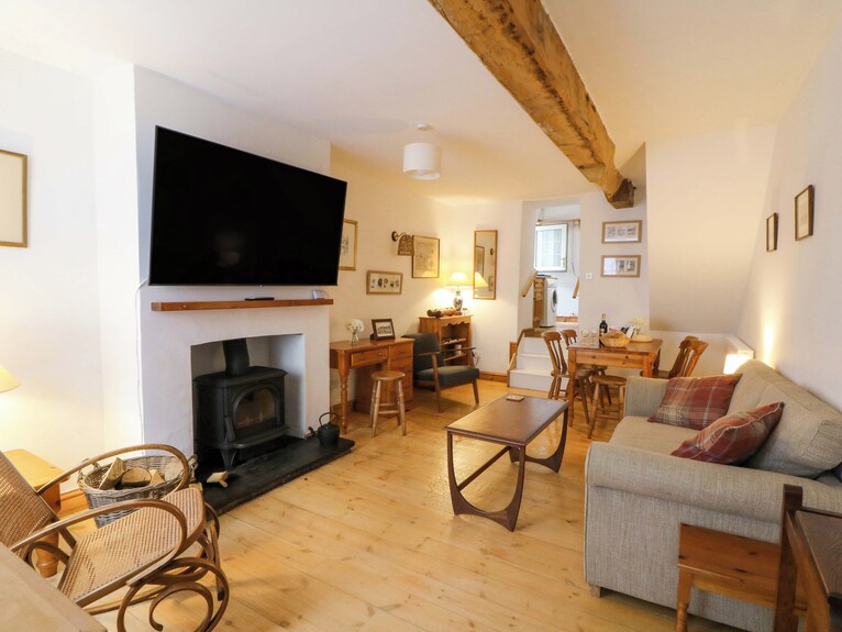 Hafan Fach, Pet Friendly, Character Holiday Cottage In Aberystwyth - 亞伯