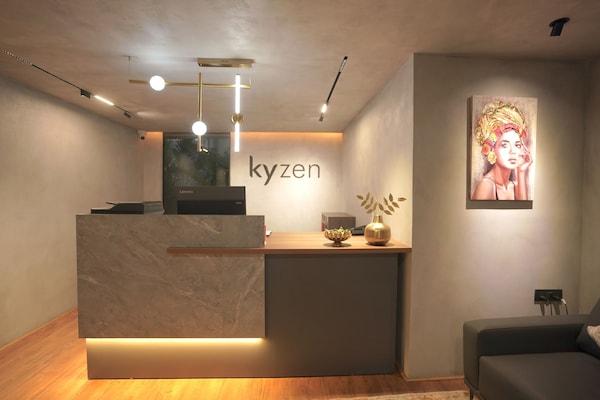 Hotel Kyzen Smartstays -Smart Reliable - Hyderabad
