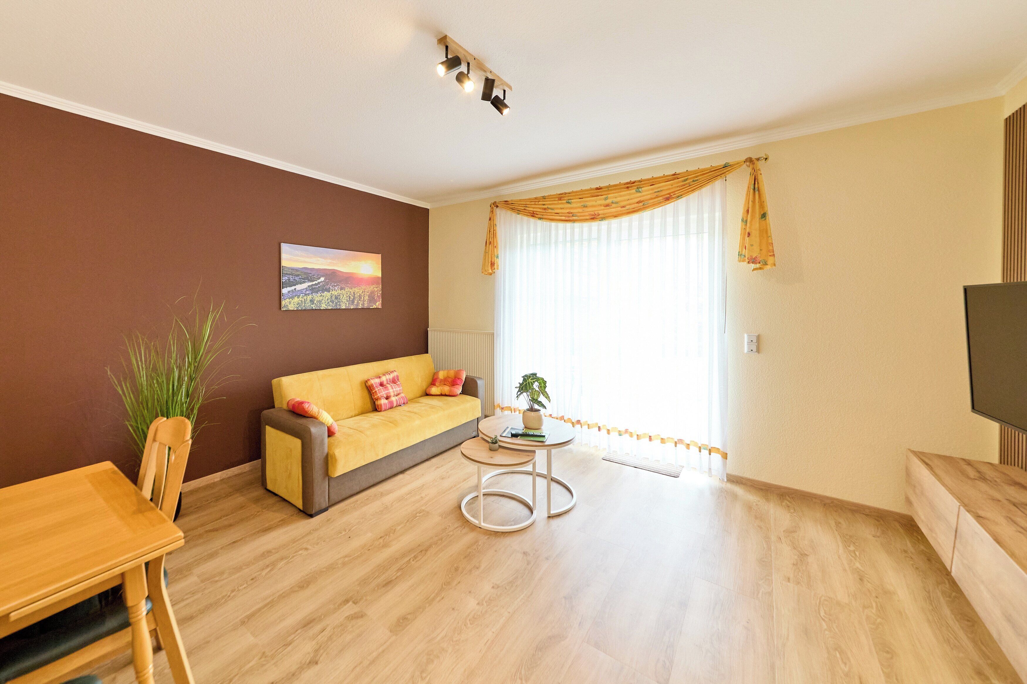 Welcome To The Guest House Binz-meyer Fewo Schlossberg In Lieser - Lieser