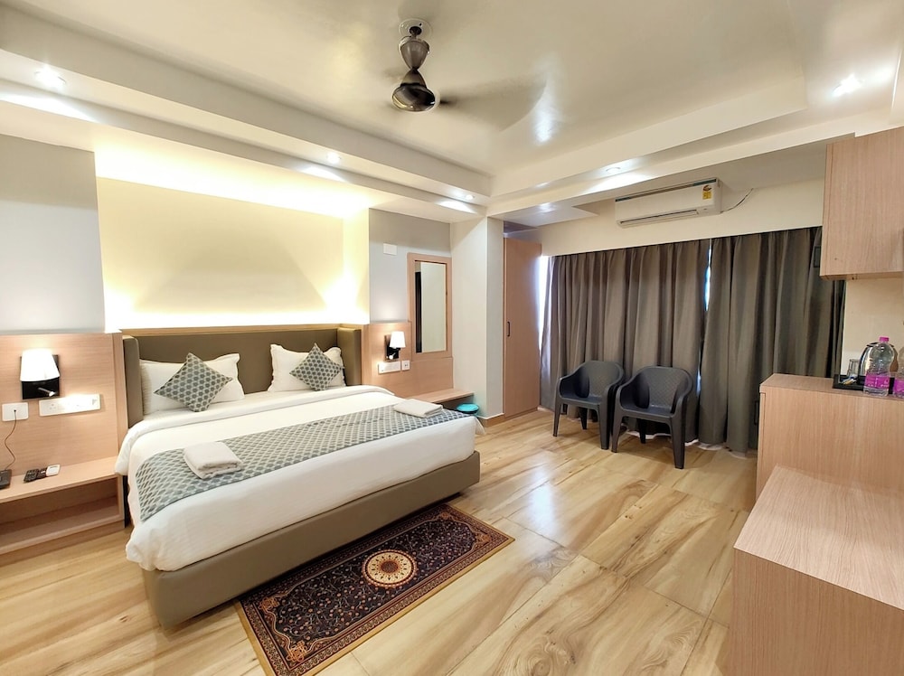 Hotel Palm Paradise Puri - Puri