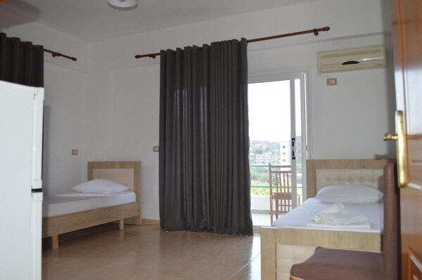 Velco Bb Himara - Himarë