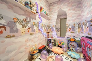 Gogoto High Floor Burj Khalifa NYE Fireworks View PS5 Reviews, Deals ...