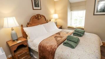 2 quartos, com decoração personalizada, com mobília individualizada