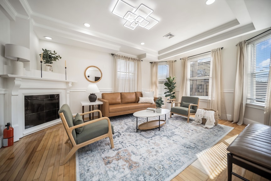 Spacious 6br 2unit Near Downtown - Boston, MA