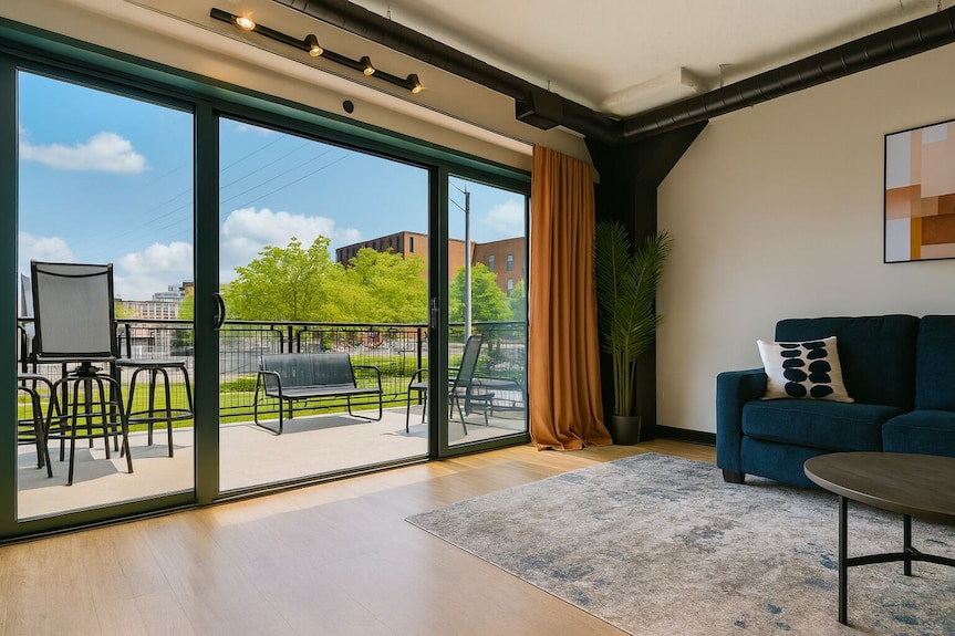 Wake Up To Water Views In This Lakefront Gem By Cedar Point Kalahari Sports Force - Troika, Sandusky