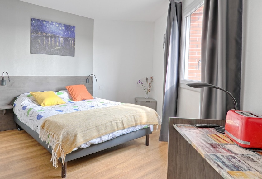 Getaway By The River And City Comfortable Studio, 30 Min To Paris - Nogent-sur-Marne