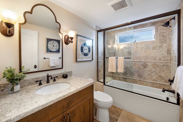 Seventh & Shore Stylish Seal Beach Home W/ Elevator, Fireplace + Bold Design - Seal Beach, CA