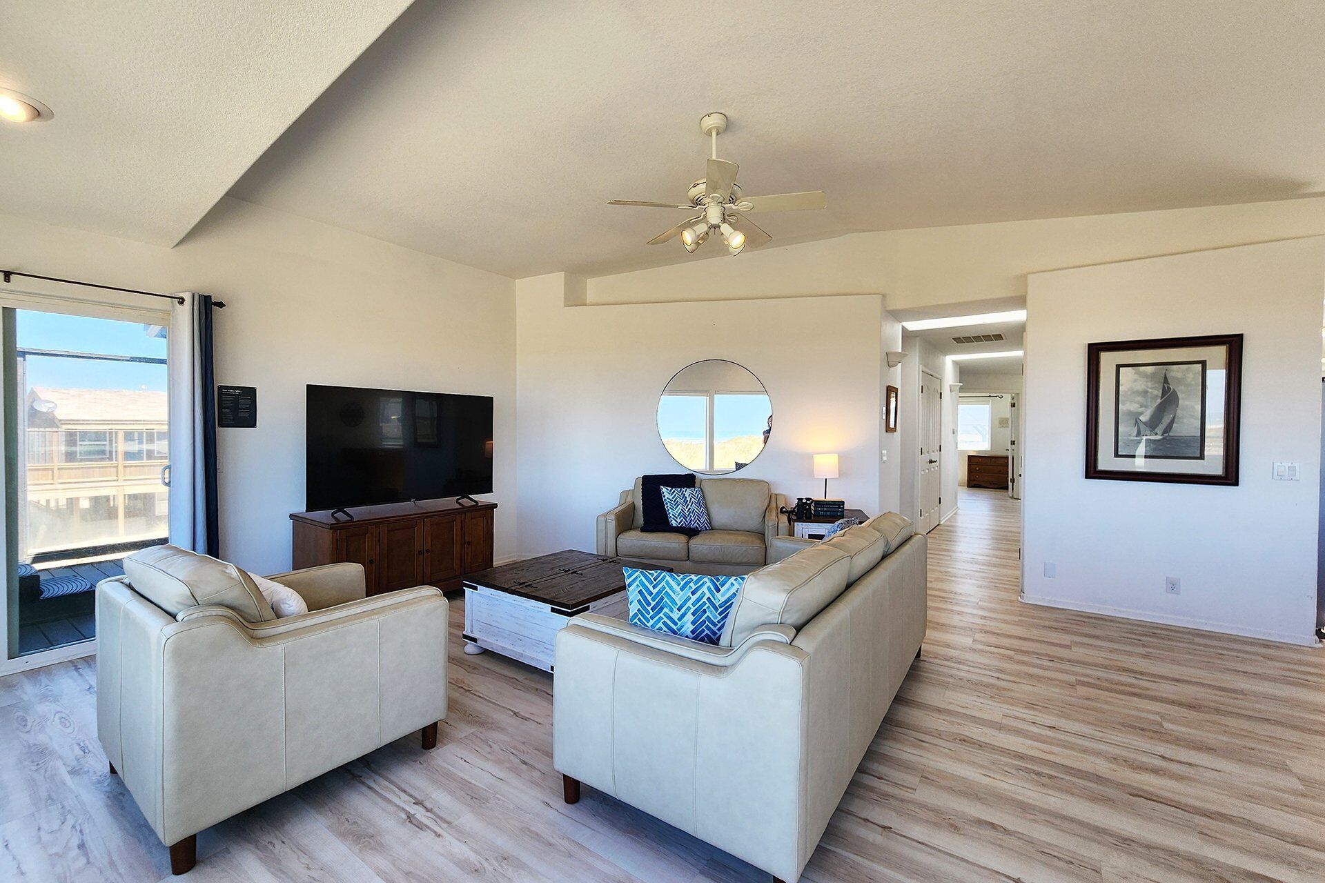 Ocean Front On The Beach! Dog Friendly! - Waldport, OR