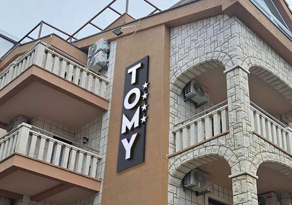 Tomy - Budva
