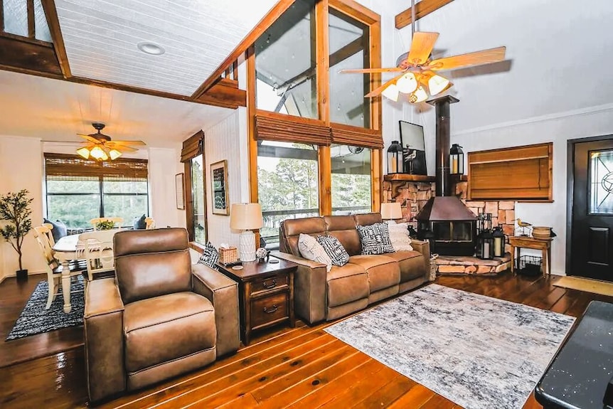 Lake Views, Short Walk To Water, Joy Rock Garden, Sleeps 7 - 야스퍼