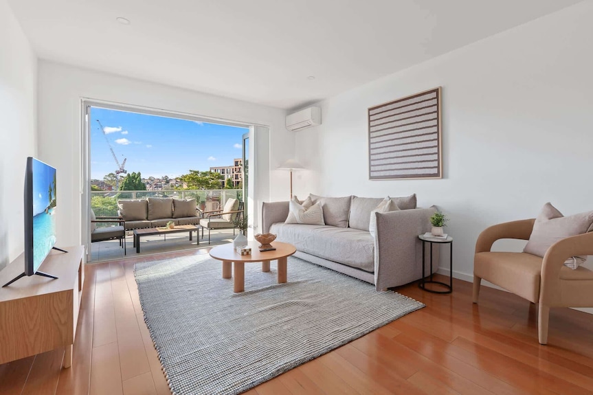 Bright 2-bed Apartment With Balcony & Garage - Lewisham