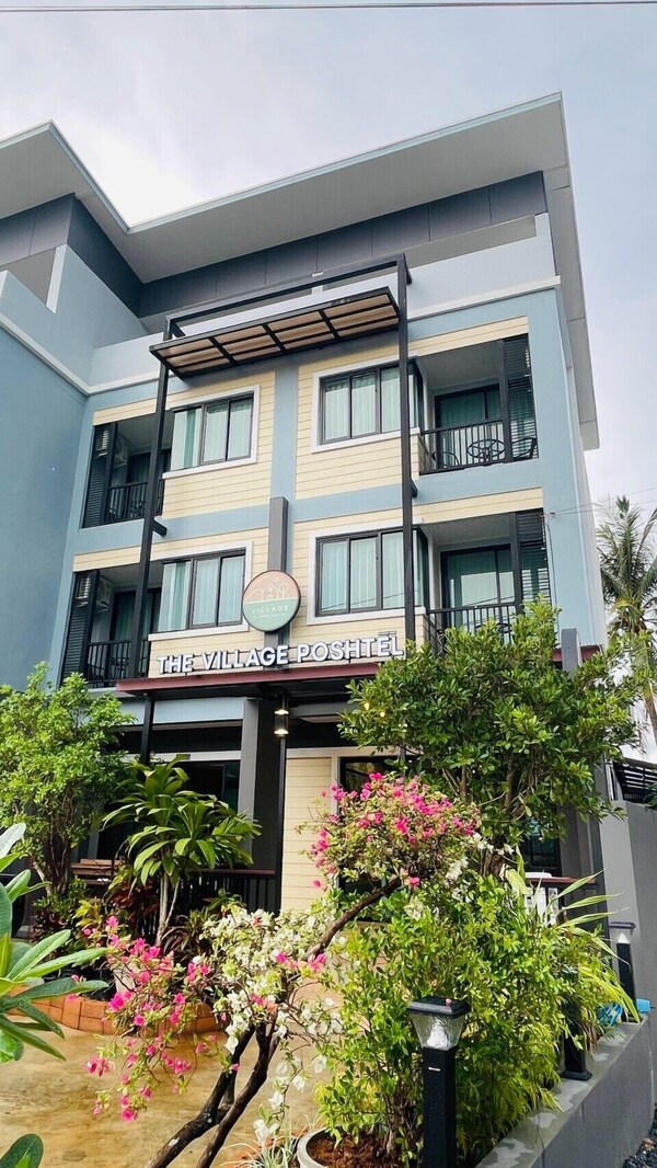 The Village Poshtel - Krabi