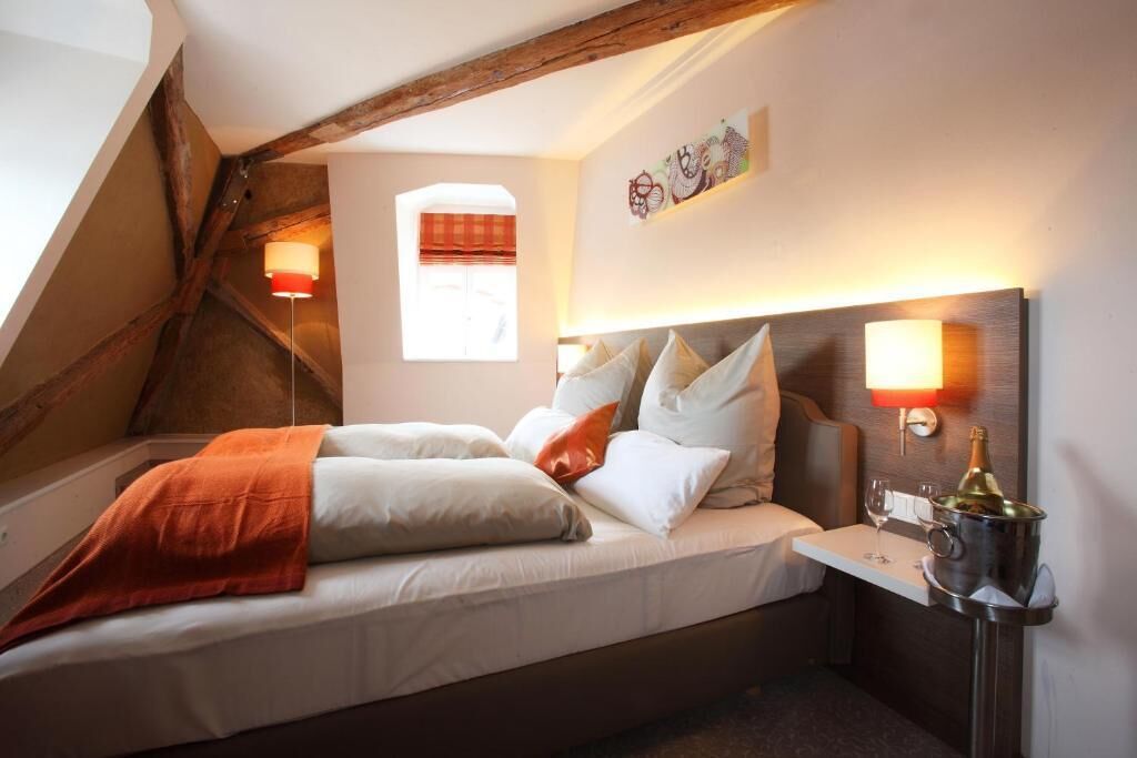 Quarto casal conforto, 1 cama Queen, para não fumantes, vista para o rio | Roupas de cama antialérgicas, edredons de pluma