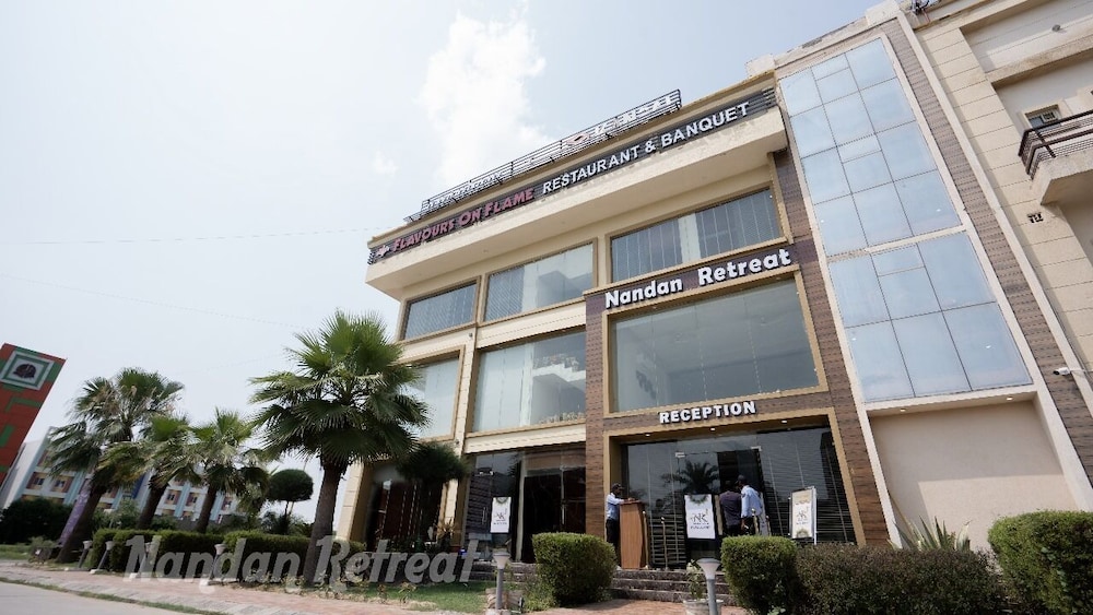 Nandan Retreat - Vrindavan