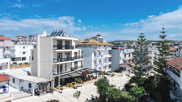 Hotel Parid - Ksamil