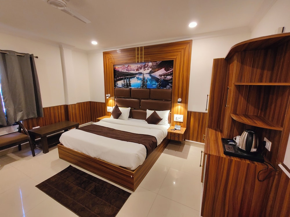 Hotel Luxeevista By Navodayans - Agra