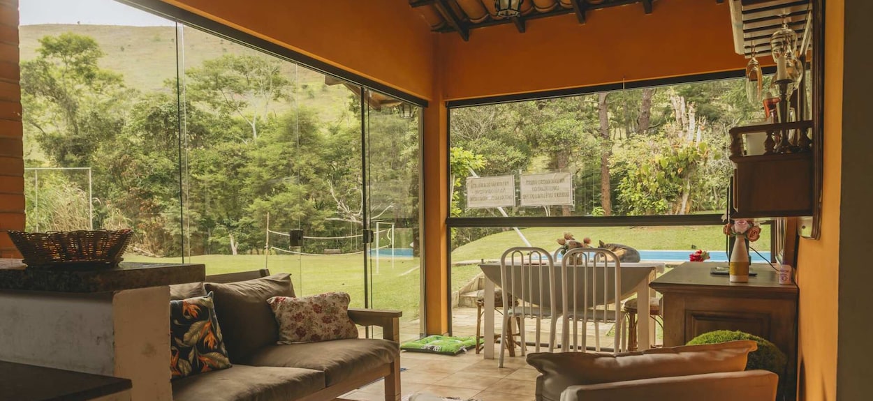 Sitio Em Teresopolis Com Piscina E Natureza - Teresópolis