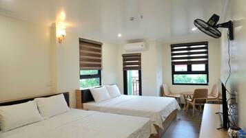 Quarto Quádruplo Superior, varanda | Wi-fi grátis