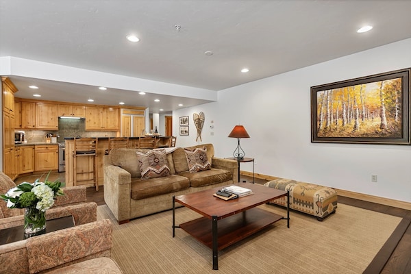 Trail's End Lodge At Deer Valley Resort - Two Bedroom Residence With Spa #201 2 Condo - Park City