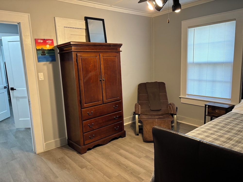 2-bedroom building in amazing Atlantic with AC, WiFi. Relax and enjoy ...