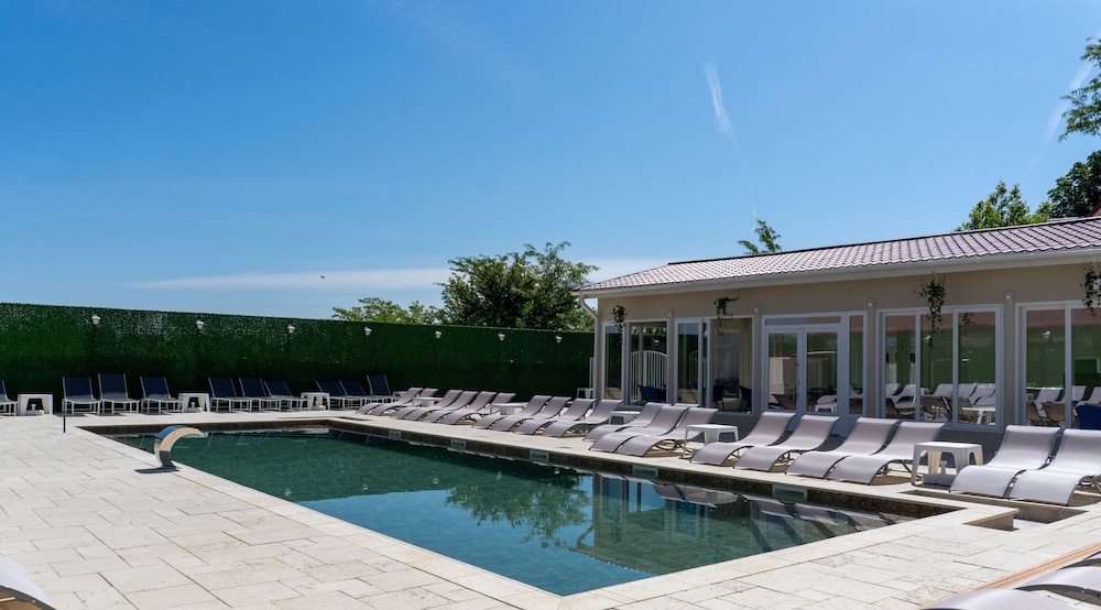 Pensiunea Paradis Buzias - Caraș-Severin