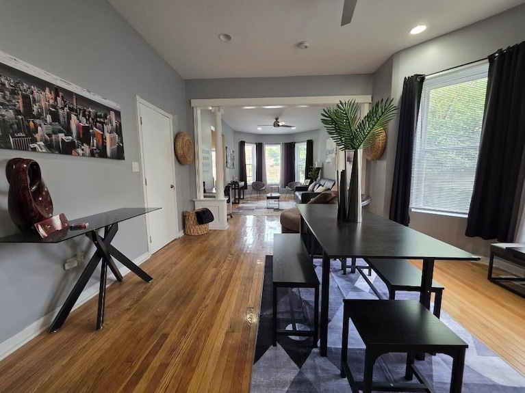 Come Experience The Lake Shore! - Roseland - Chicago