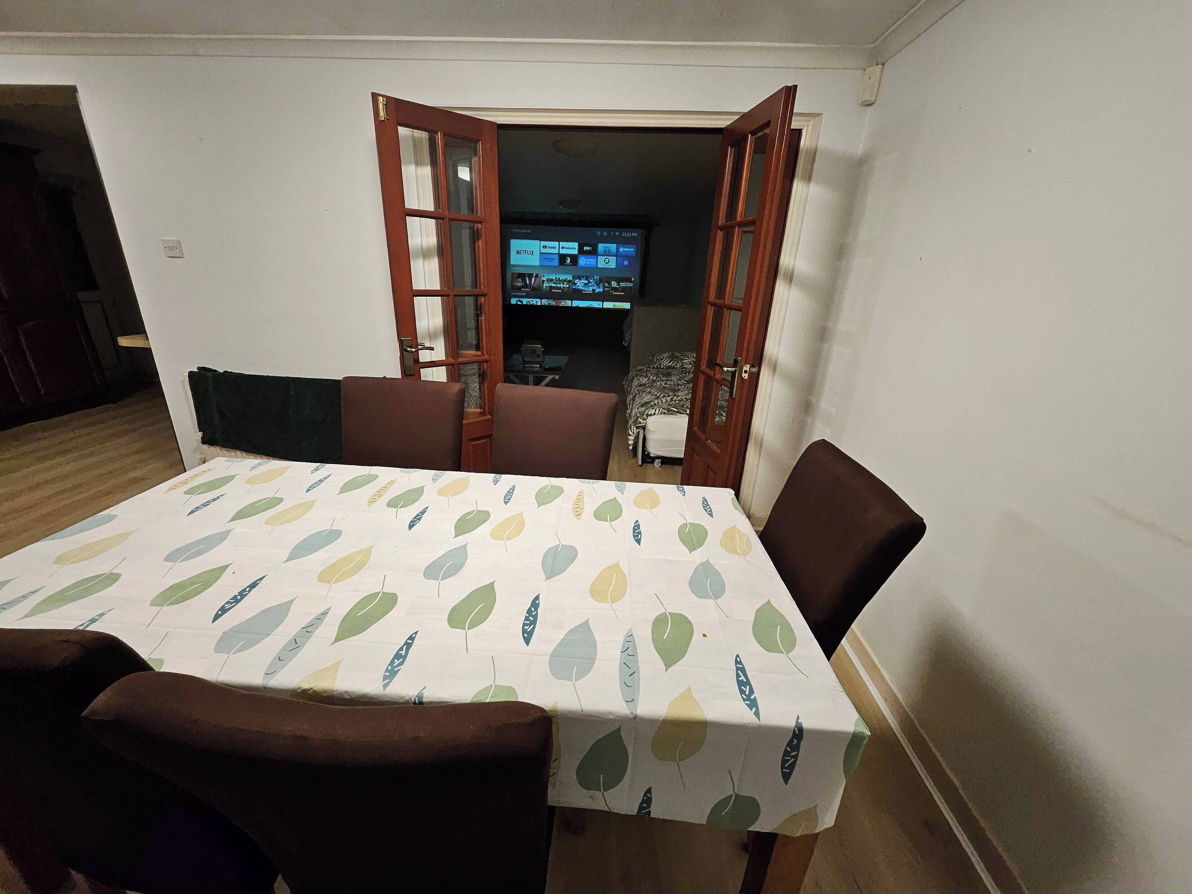 Stay,work, Relax Ideal For Crews And Long Stays - Bracknell