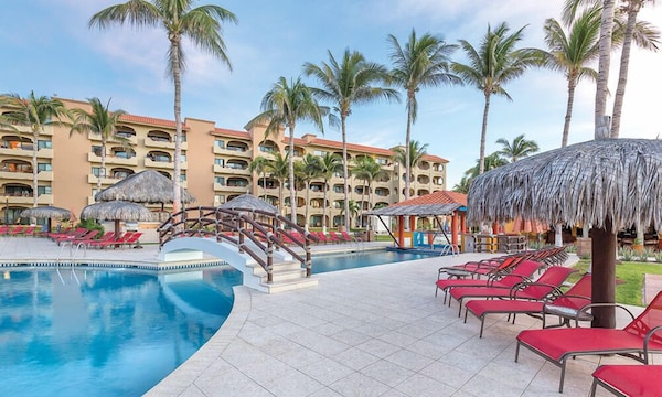 Cabo Oceanfront Resort Condos - San José del Cabo