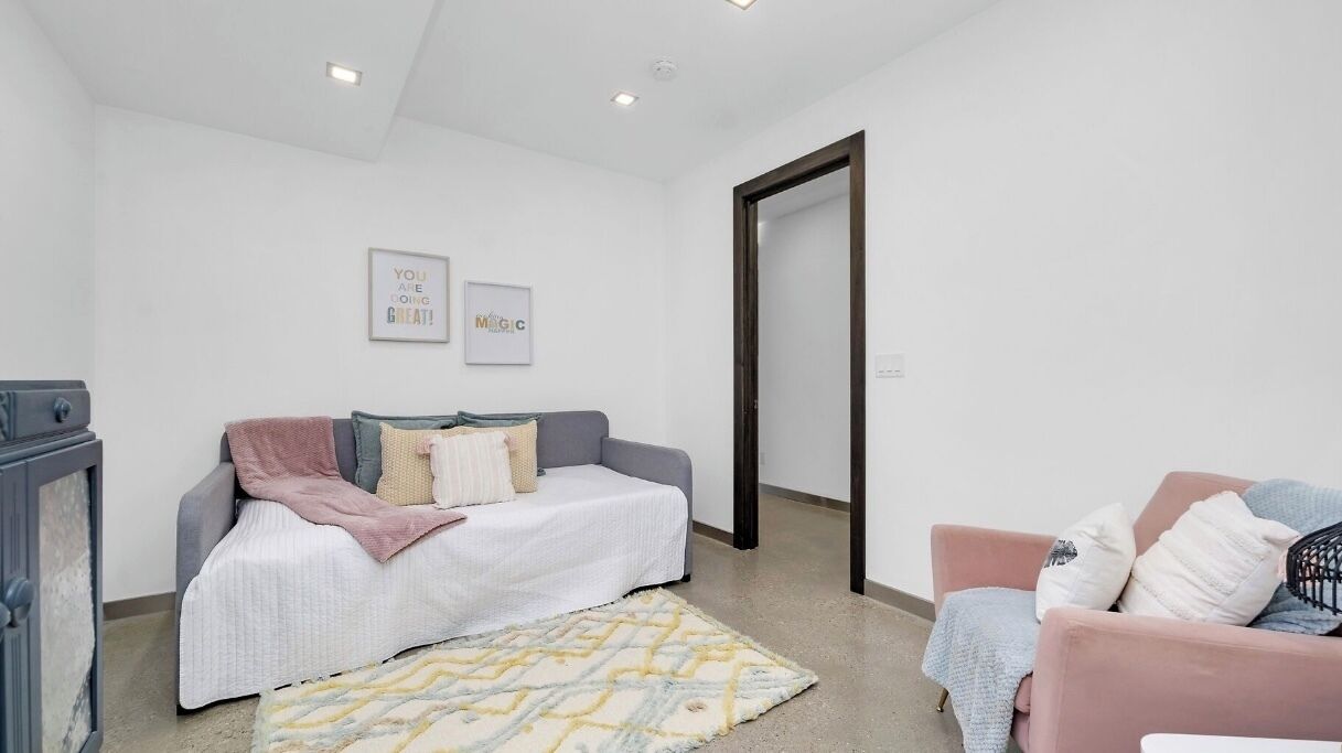 Minutes From Osprey Golf! Full Modern Home In Alton With Pool Table And Sauna. - Orangeville