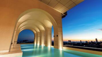 Piscina exterior