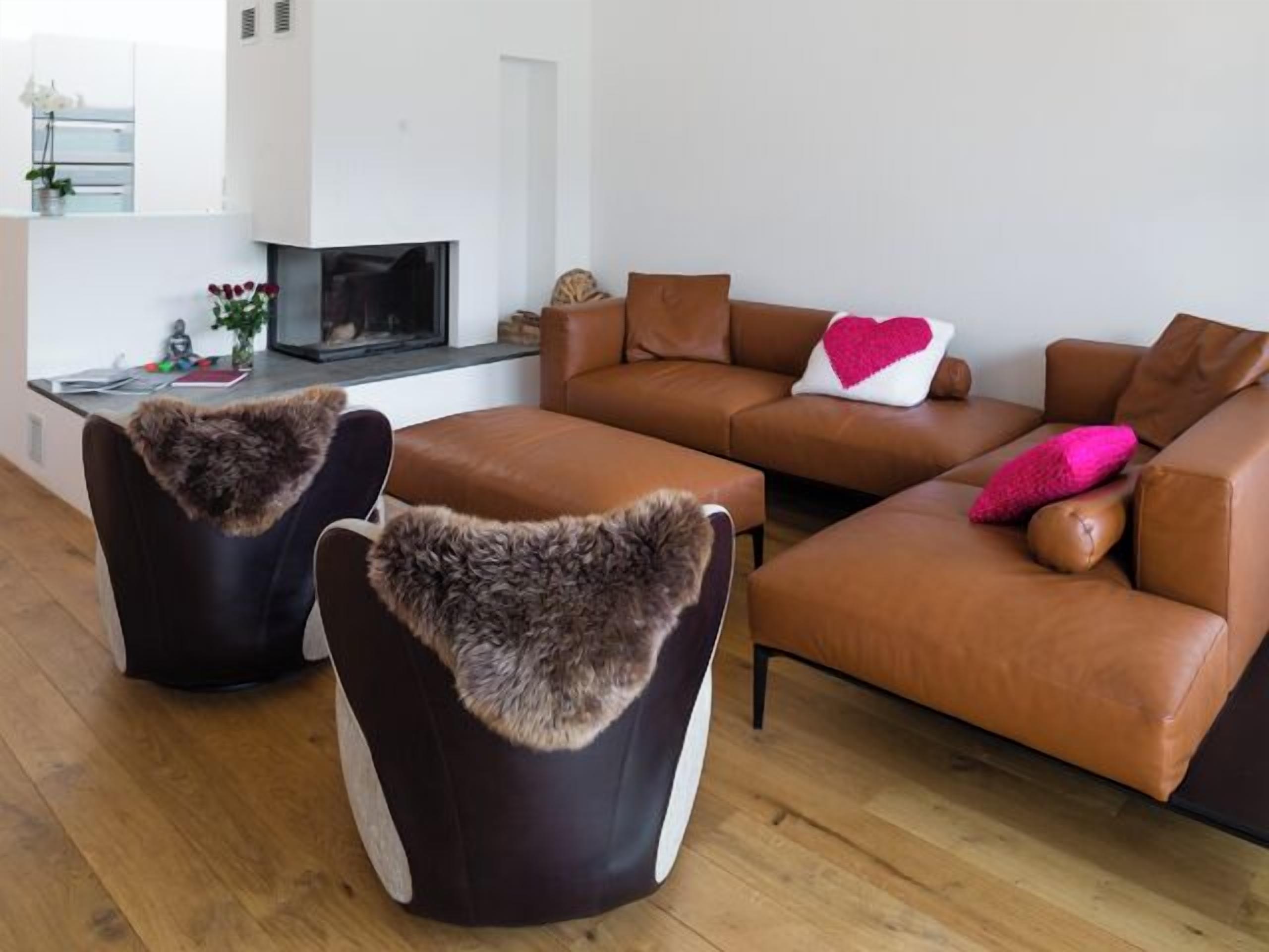 Luxurious 209m2 Duplex Apartment With 4 Bedrooms Available For Max. 10 Persons. - Laax