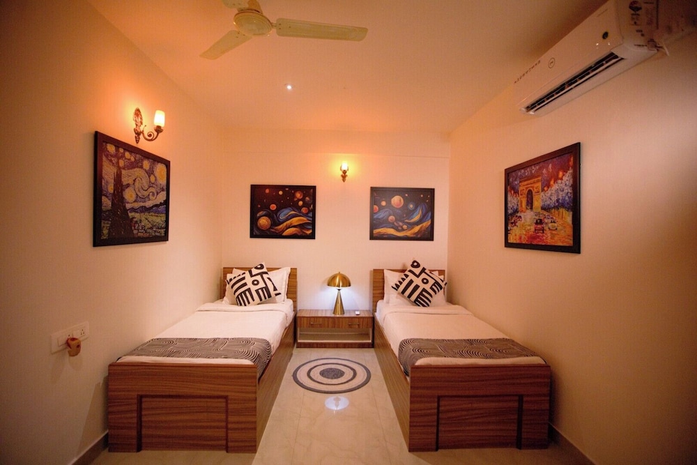 Thelemoura - Bangalore